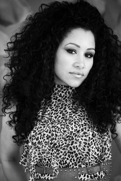 Laura Vivas, former contest from "The Voice" prepares for first album ...